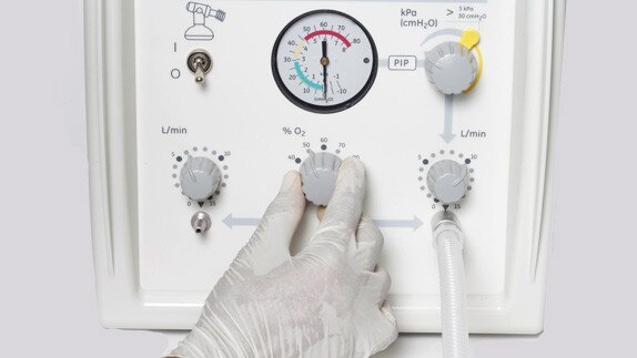 Giraffe Stand-alone Resucitation system- Infant Resuscitation Systems ...